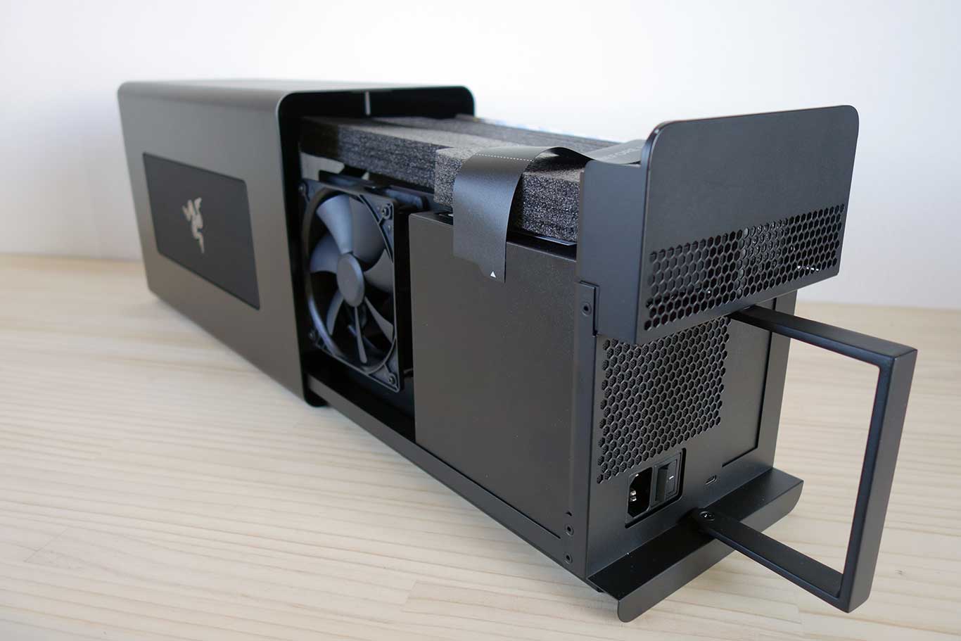 Razer Core X を買いました ー 購入レビュー - NUC FAN